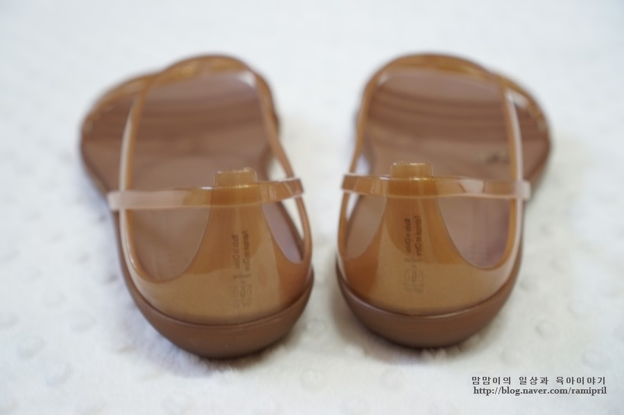발이 편한 신발크록스 컬러블록 플랫크록스 이사벨라 샌들 우먼w크록스 여성샌들 추천 네이버 블로그